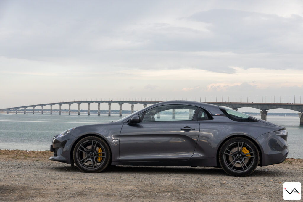Essai Alpine A110 GT : des vacances en Alpine, c'est possible ...